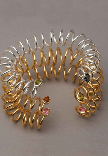 5 Ways To Wear The Wave Collection – Armature